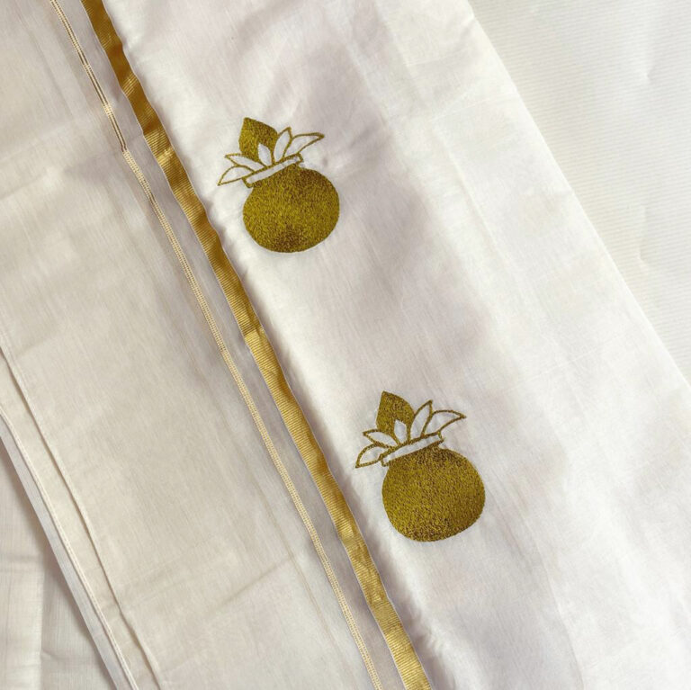 POORNA KUMBAM | Kasavu Saree | Kerala Handloom | Rouka